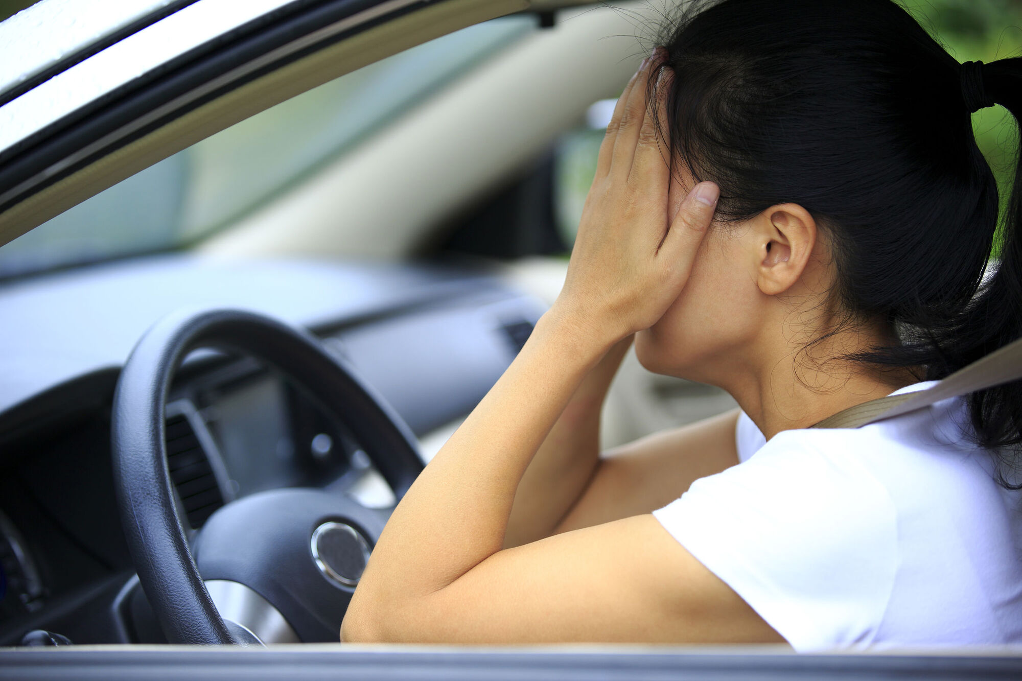 How To Overcome Driving Anxiety | Causes, Tips, Symptoms & Treatments