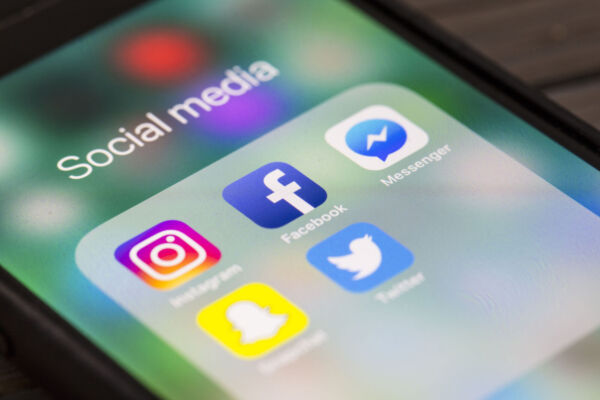 Social media guide for parents | Snapchat, Facebook, TikTok, Instagram