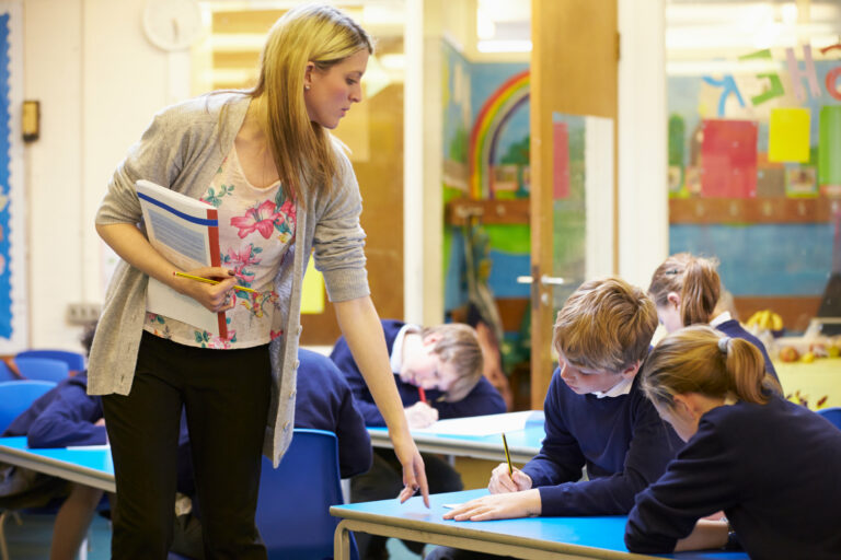 How to Become a Teaching Assistant | Roles & responsibilities