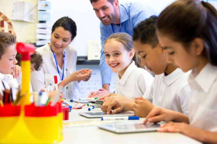 How to Become a Teaching Assistant | Roles & responsibilities