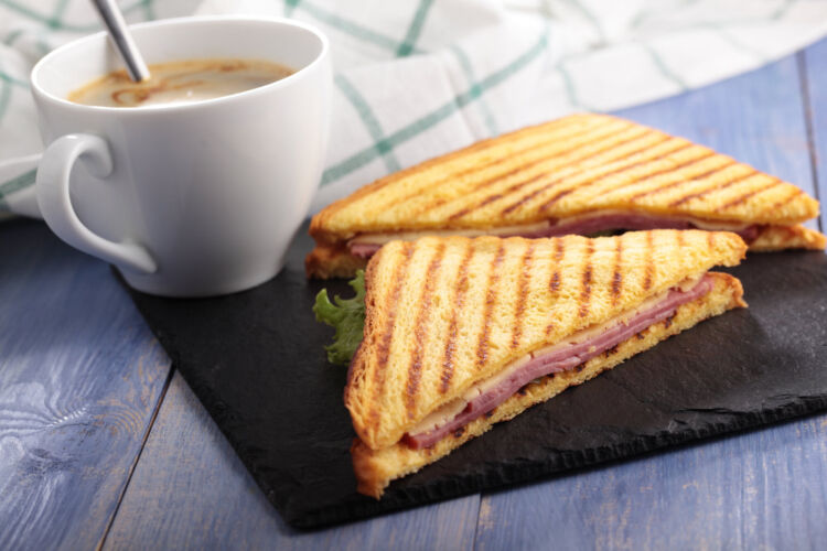 Food Safety Guide for Coffee Shops | Hazards, waste, storage