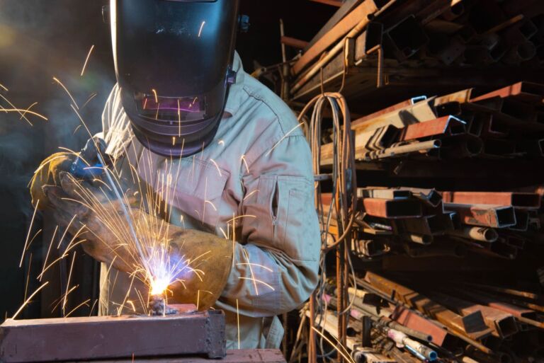 Welding Hazards and Controls | Types, controlling & identifying