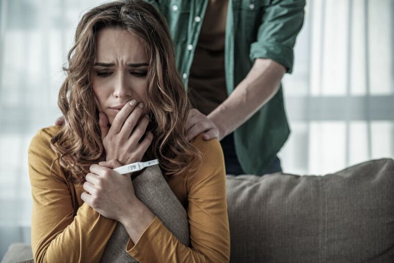 What is Tokophobia? | Who is at risk, triggers, causes & symptoms