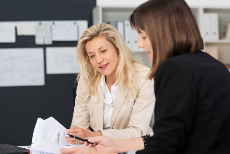What is a T-Shaped Employee? | What is a T-shaped team & skills