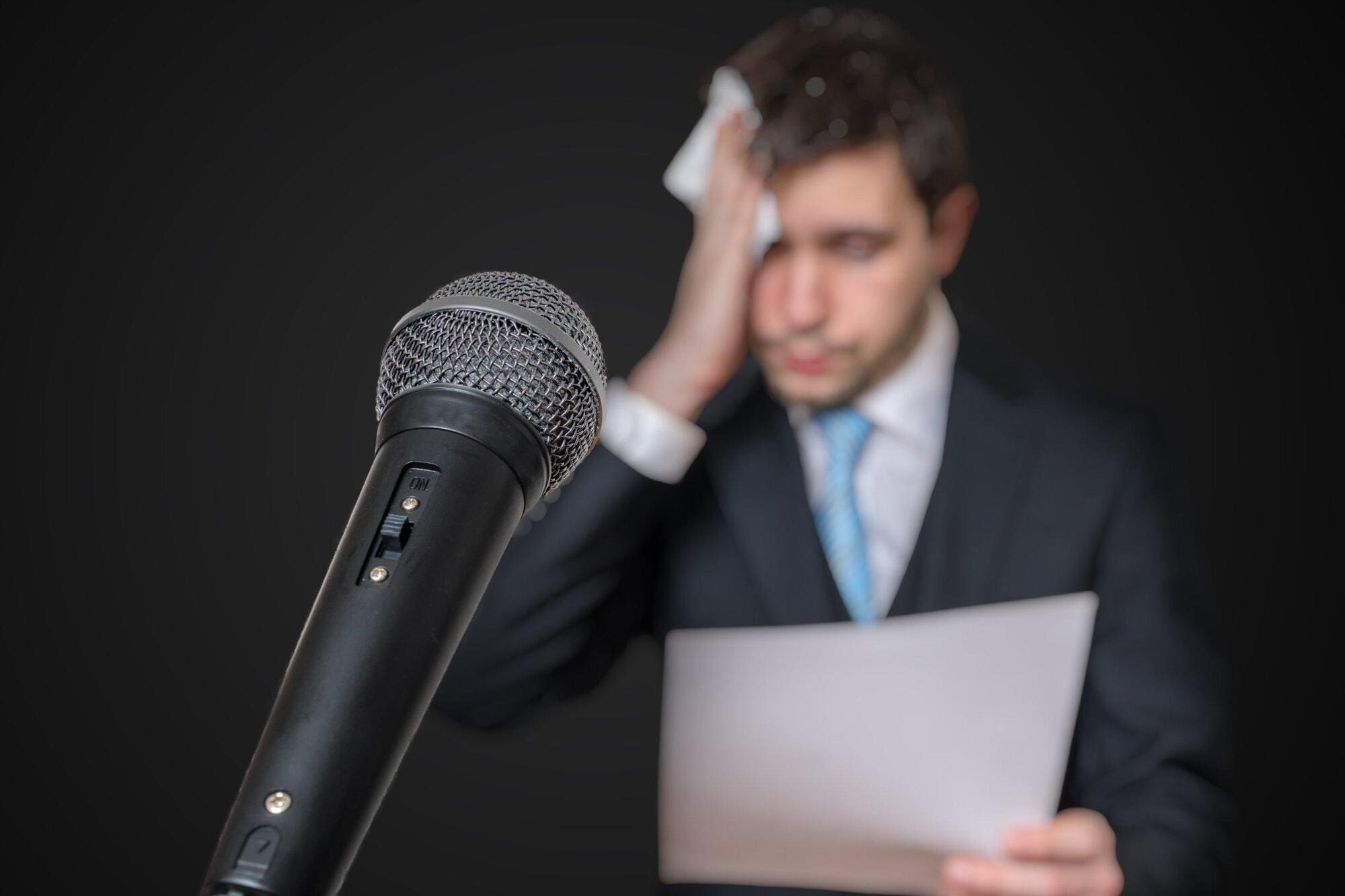 What is Glossophobia? | Triggers, symptoms, diagnosis & treating