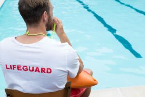 How to Become a Lifeguard | Hours, roles & qualifications