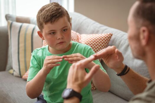 What is Makaton? | How it works, learning, who uses it & benefits