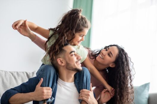 What is Gamophobia? | Triggers, symptoms & causes