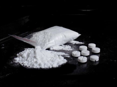 Phencyclidine | Uses, risks, short & long-term effects