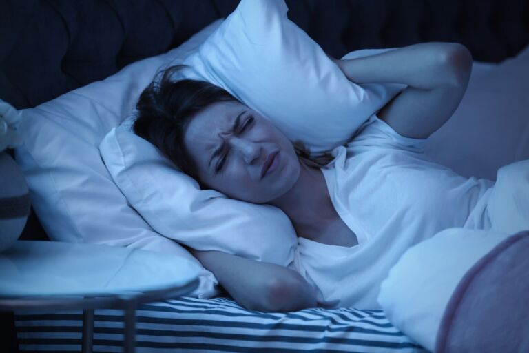 Exploding Head Syndrome | Symptoms, causes, triggers & treatment