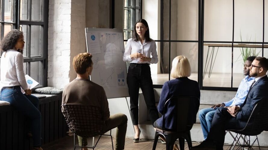 How to Become an Administrator | Hours, roles & qualifications