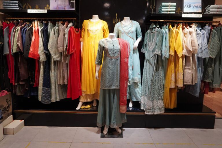 Setting up a Clothing Boutique Business | CPD Online College