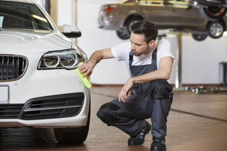 How to Become a Car Dealer | Hours, qualifications & earnings