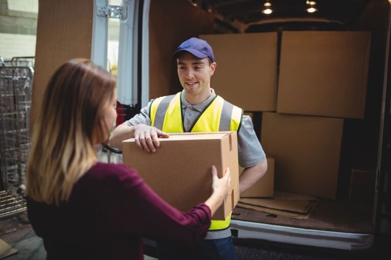 How to Become a Delivery Driver | Hours, qualifications & earnings