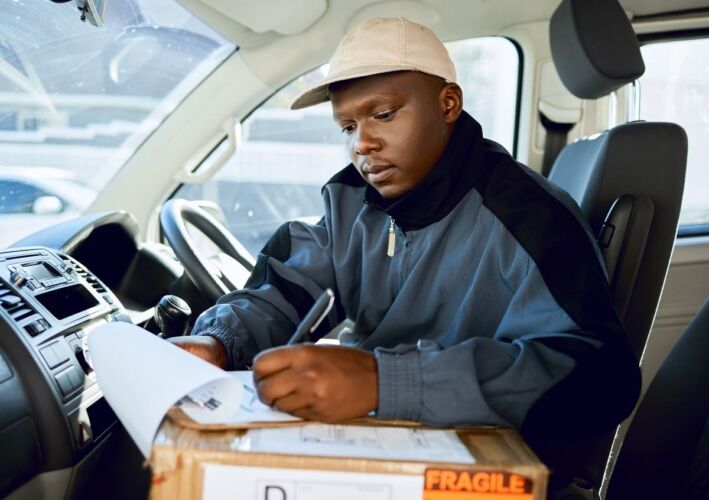 How to Become a Delivery Driver | Hours, qualifications & earnings