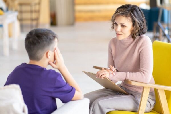 How to Become a Clinical Psychologist | Hours & Role