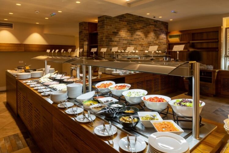 Food Safety Guide for Hotels | Hazards, waste, storage