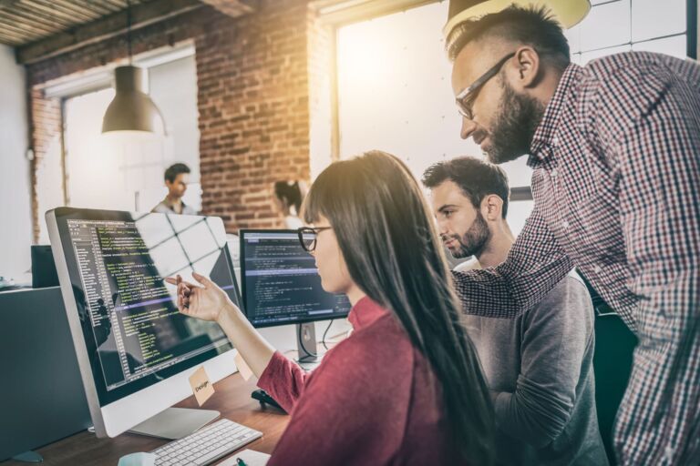 How to Become a Web Developer | Qualifications & earnings