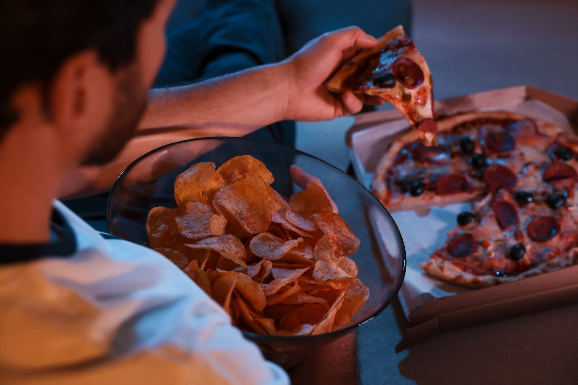 Understanding Night Eating Syndrome | Causes, triggers & impacts