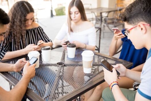 How Social Media Influences Adolescent Mental Health | Safety
