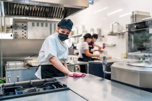 Best Practices for Hygiene in Catering Environments 2025