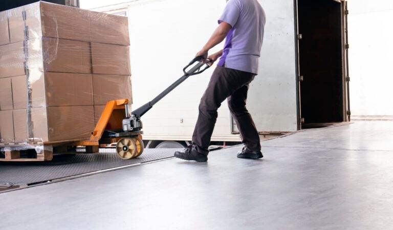 Essential Manual Handling Techniques for Safety at Work