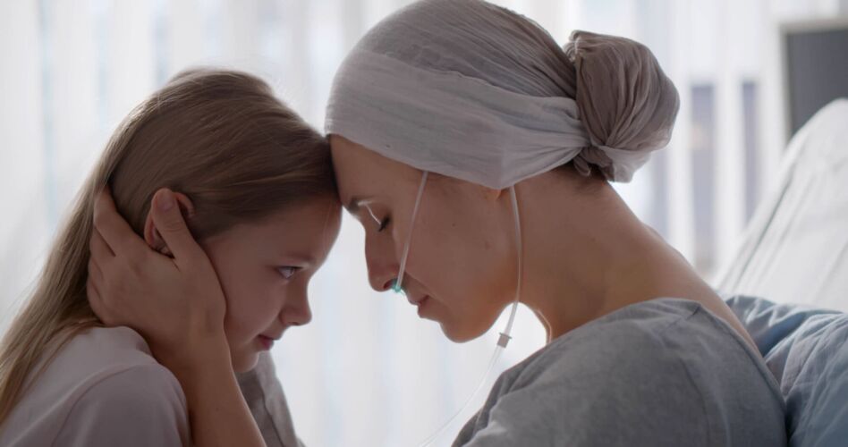 Attachment Disorders Explained | 5 Types, Causes & Signs
