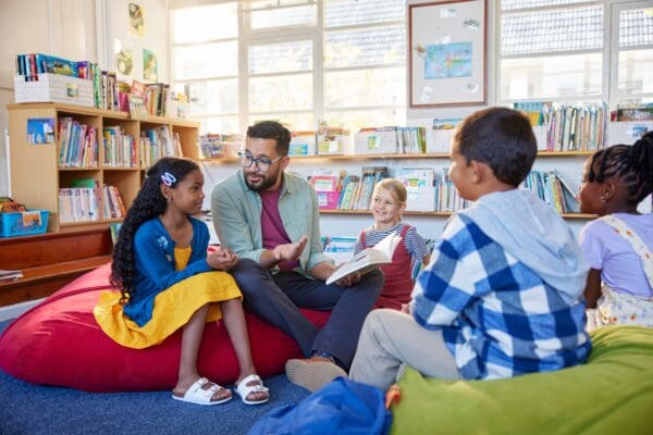 Teachers Guide to Managing Behaviour | Tips & Tricks